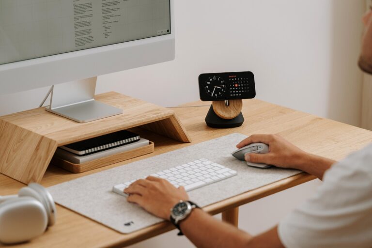 Desk Ergonomics: The Importance of Posture in Desk Jobs